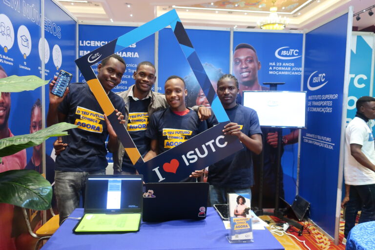 REQUISITOS DE INSCRIÇÃO PARA O ENSINO PRESENCIAL - ISUTC